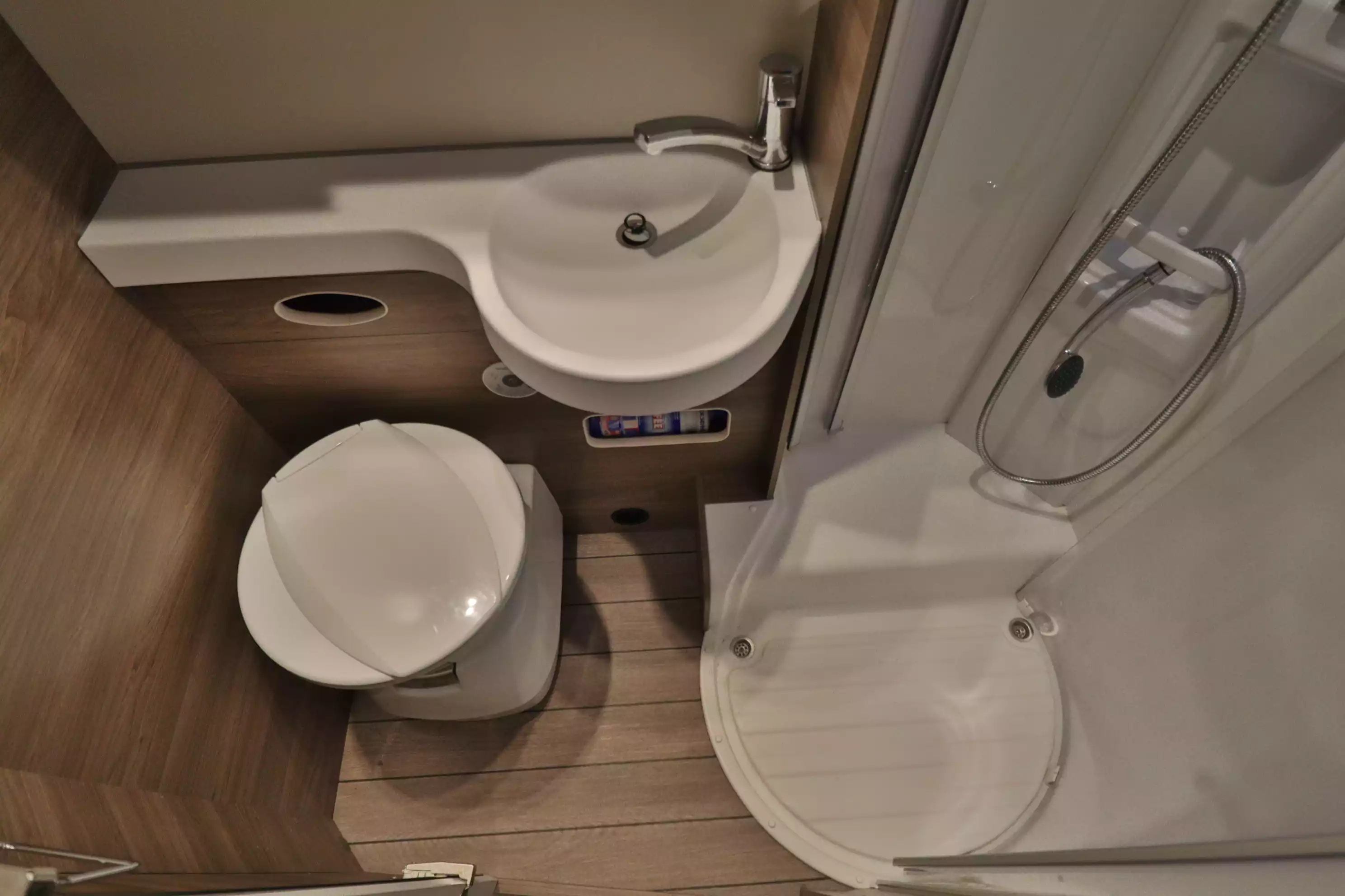 KNAUS Live Wave 700 MEG beim Wohnmobilpark in Bad Honnef kaufen